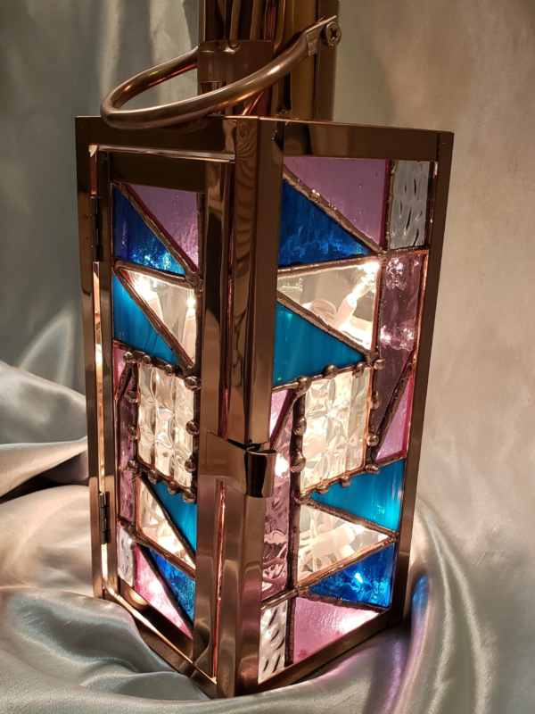 Advanced Stained Glass – 4-Panel Lamp | Curious Mondo